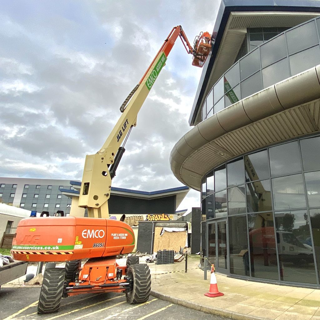 JLG 860SJ - EMCO SERVICES
