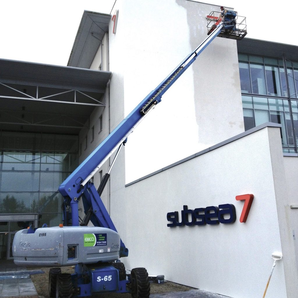 Cherry Pickers Archives - EMCO SERVICES