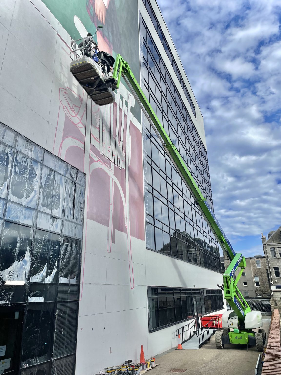 NIFTYLIFT HR28 HYBRID - EMCO SERVICES